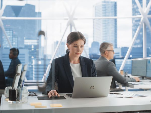 Multi - Cloud im Überblick: Chancen und Herausforderungen für ...